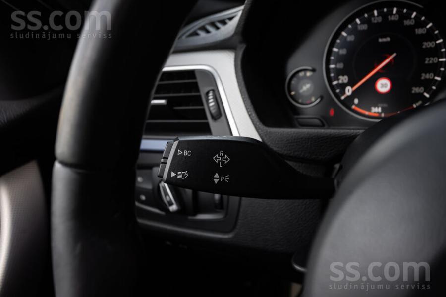 Black BMW 318 2017 in Jelgava, with an engine capacity of 2.00 L and mileage of 301 thousand km for 14800 €, photo 22 on AUTOMOTO.COM.LV