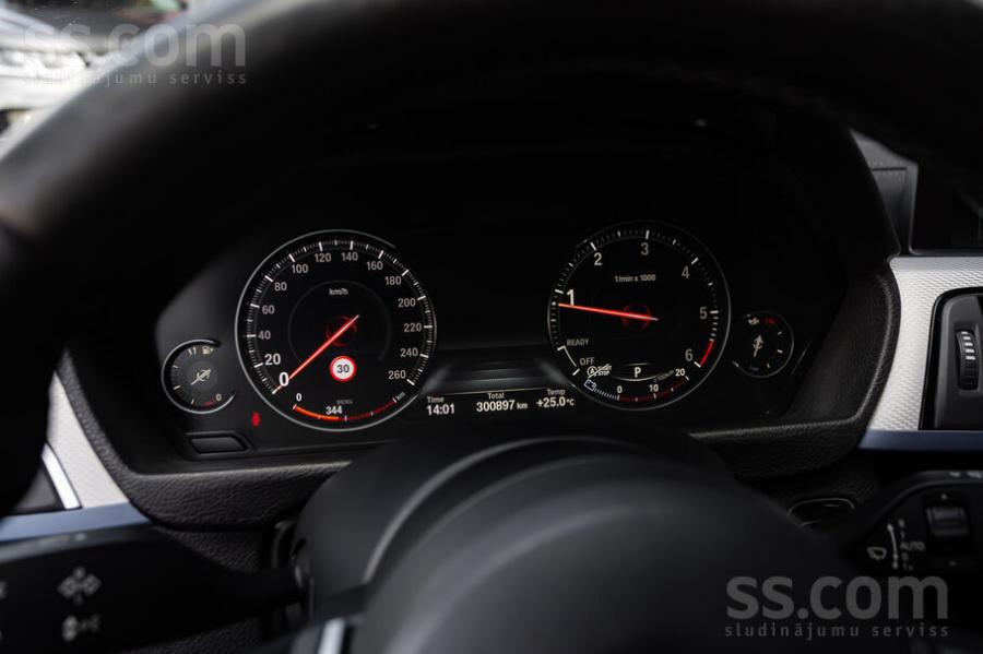 Black BMW 318 2017 in Jelgava, with an engine capacity of 2.00 L and mileage of 301 thousand km for 14800 €, photo 31 on AUTOMOTO.COM.LV