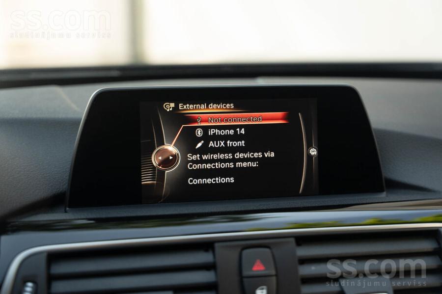 Black BMW 318 2017 in Riga, with an engine capacity of 2.00 L and mileage of 213 thousand km for 10990 €, photo 22 on AUTOMOTO.COM.LV