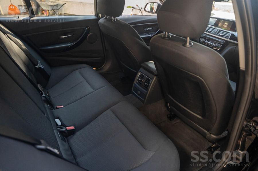 Black BMW 318 2017 in Riga, with an engine capacity of 2.00 L and mileage of 213 thousand km for 10990 €, photo 29 on AUTOMOTO.COM.LV