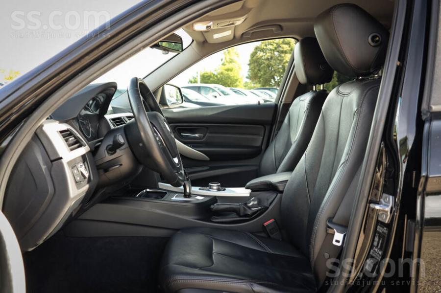 Melns BMW 318 2017 Tukums, ar dzinēja tilpumu 2.00 L un nobraukumu 231 tūkst. km par 9590 €, foto 12 vietnē AUTOMOTO.COM.LV