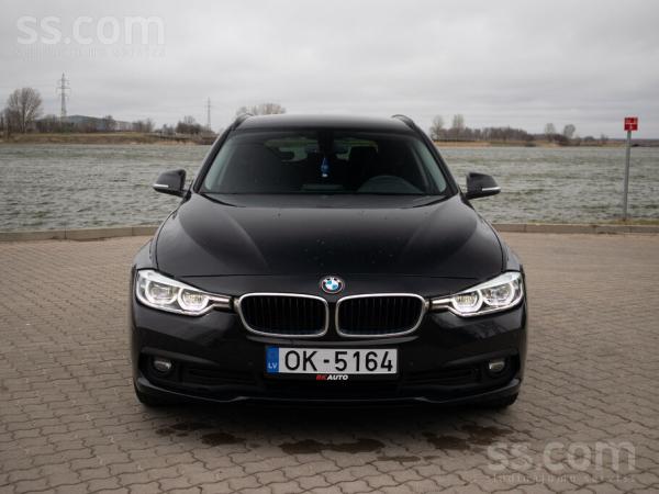 Black BMW 318 2018 in Liepaja, with an engine capacity of 2.00 L and mileage of 284 thousand km for 10800 €, photo 2 on AUTOMOTO.COM.LV