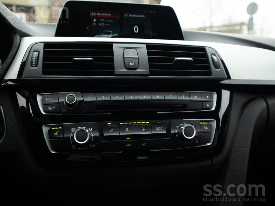 Melns BMW 318 2018 Liepāja, ar dzinēja tilpumu 2.00 L un nobraukumu 284 tūkst. km par 10800 €, foto 20 vietnē AUTOMOTO.COM.LV