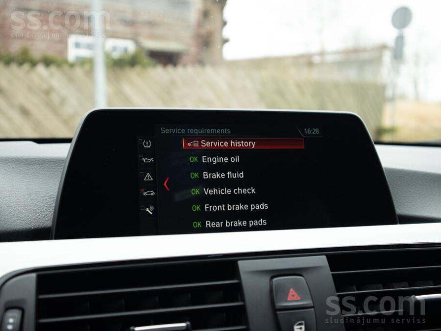 Melns BMW 318 2018 Liepāja, ar dzinēja tilpumu 2.00 L un nobraukumu 284 tūkst. km par 10800 €, foto 30 vietnē AUTOMOTO.COM.LV