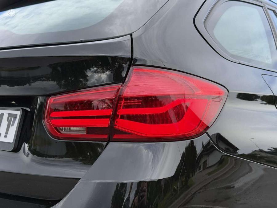 Black BMW 318 2018 in Vilnius, with an engine capacity of 2.00 L and mileage of 267 thousand km for 9900 €, photo 8 on AUTOMOTO.COM.LV