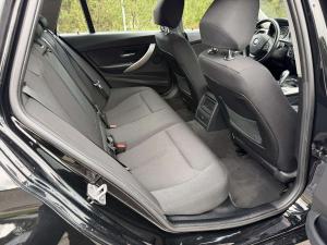 Black BMW 318 2018 in Vilnius, with an engine capacity of 2.00 L and mileage of 267 thousand km for 9900 €, photo 15 on AUTOMOTO.COM.LV
