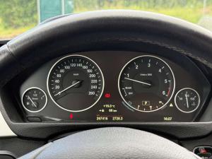 Black BMW 318 2018 in Vilnius, with an engine capacity of 2.00 L and mileage of 267 thousand km for 9900 €, photo 19 on AUTOMOTO.COM.LV