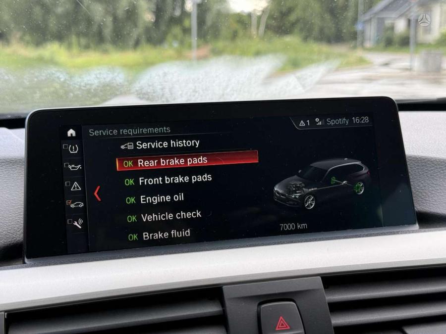 Black BMW 318 2018 in Vilnius, with an engine capacity of 2.00 L and mileage of 267 thousand km for 9900 €, photo 23 on AUTOMOTO.COM.LV