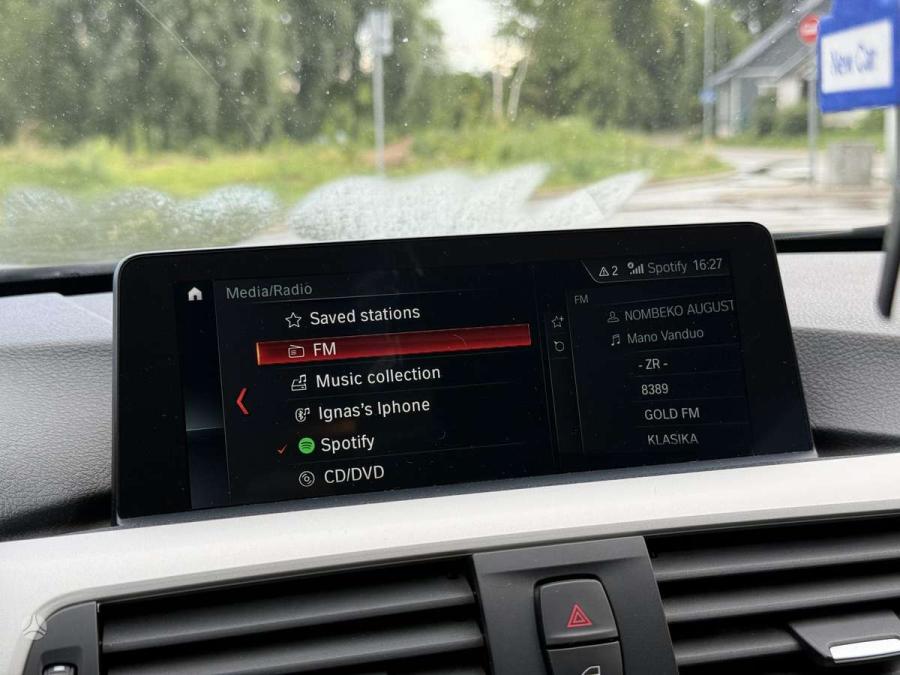Black BMW 318 2018 in Vilnius, with an engine capacity of 2.00 L and mileage of 267 thousand km for 9900 €, photo 25 on AUTOMOTO.COM.LV