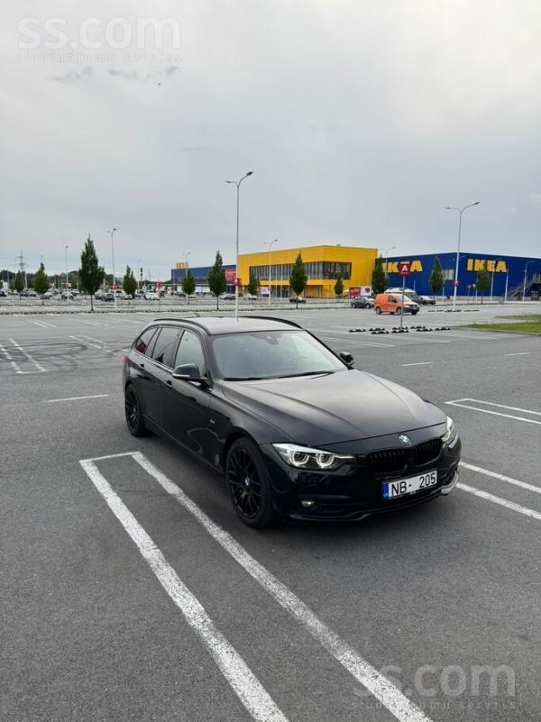 Melns BMW 318 2018 Rīga, ar dzinēja tilpumu 2.00 L un nobraukumu 295 tūkst. km par 11800 €, foto 3 vietnē AUTOMOTO.COM.LV