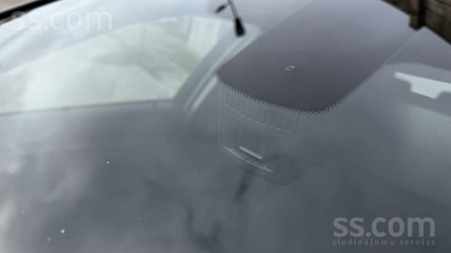 Melns BMW 318 2018 Valmiera, ar dzinēja tilpumu 2.00 L un nobraukumu 269 tūkst. km par 10500 €, foto 17 vietnē AUTOMOTO.COM.LV