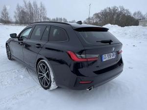 Melns BMW 318 2019 Tauragė, ar dzinēja tilpumu 2.00 L un nobraukumu 309 tūkst. km par 14900 €, foto 4 vietnē AUTOMOTO.COM.LV