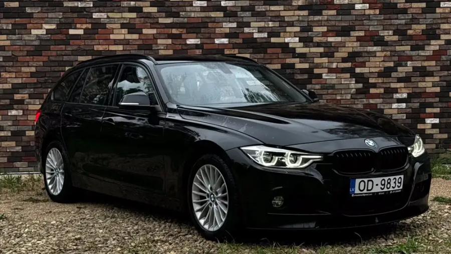 Black BMW 318 2019 in Riga, with an engine capacity of 2.00 L and mileage of 131 thousand km for 15400 €, photo 3 on AUTOMOTO.COM.LV