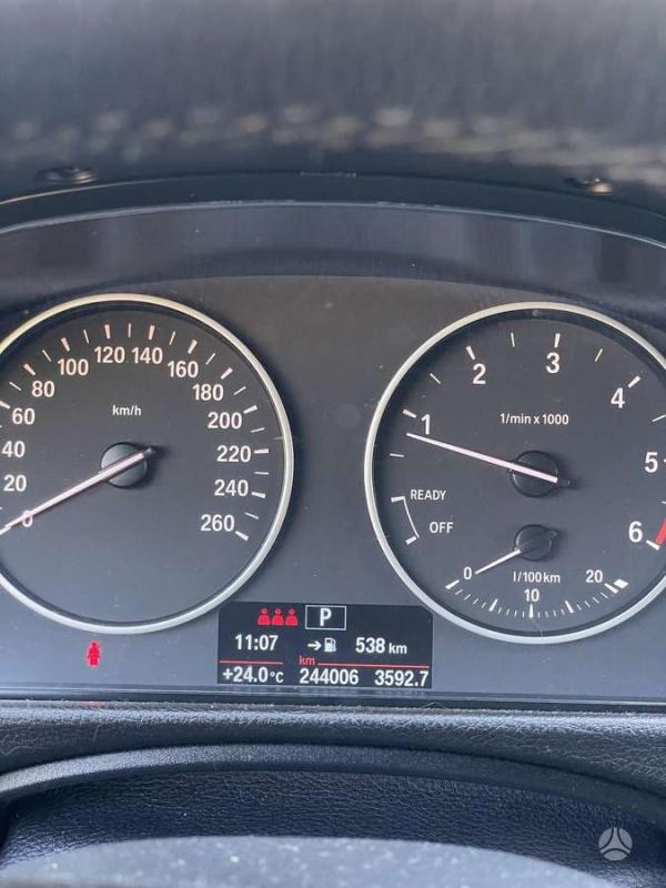 Melns BMW 318 2019 Rīga, ar dzinēja tilpumu 1.80 L un nobraukumu 244 tūkst. km par 9500 €, foto 3 vietnē AUTOMOTO.COM.LV