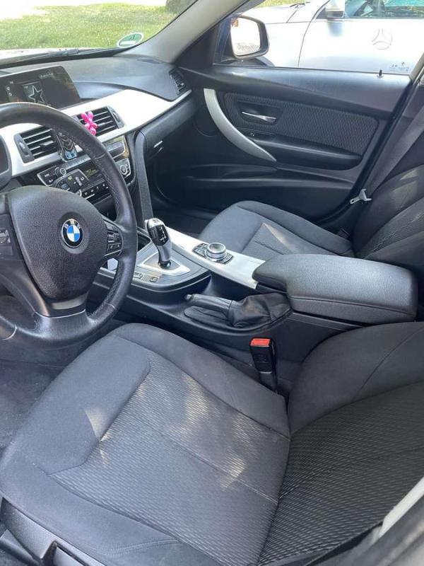 Melns BMW 318 2019 Rīga, ar dzinēja tilpumu 1.80 L un nobraukumu 244 tūkst. km par 9500 €, foto 4 vietnē AUTOMOTO.COM.LV
