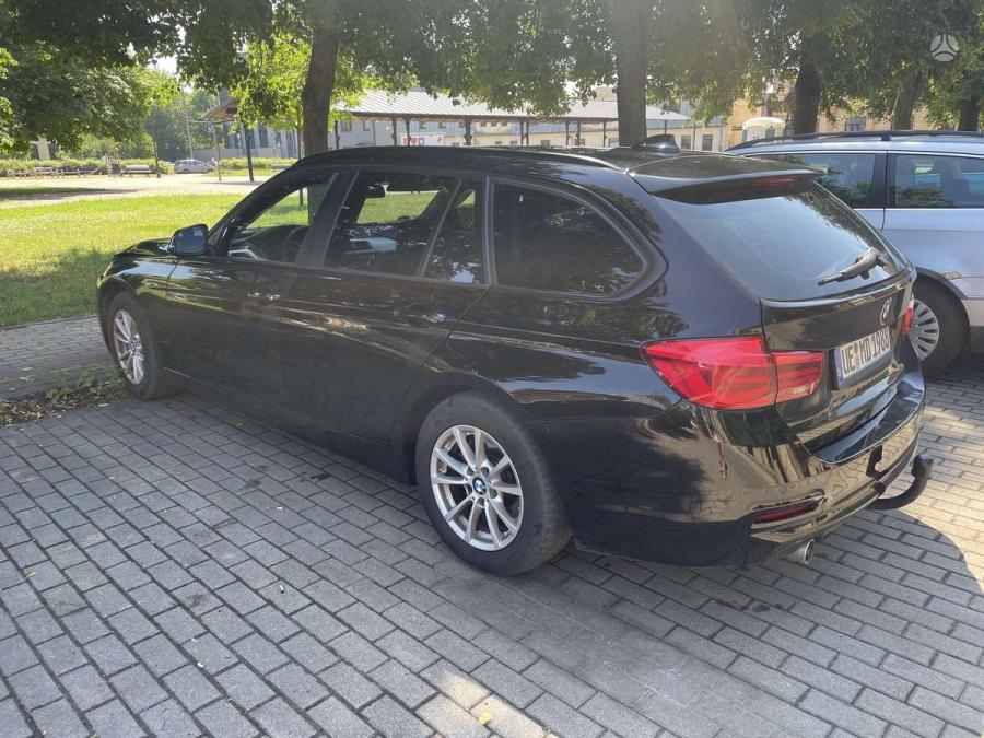 Black BMW 318 2019 in Riga, with an engine capacity of 1.80 L and mileage of 244 thousand km for 9500 €, photo 9 on AUTOMOTO.COM.LV