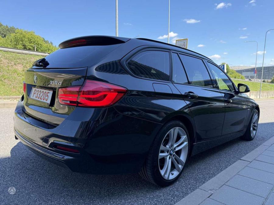 Black BMW 318 2019 in Vilnius, with an engine capacity of 2.00 L and mileage of 281 thousand km for 10900 €, photo 4 on AUTOMOTO.COM.LV