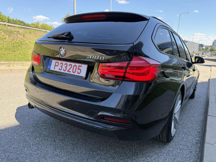 Black BMW 318 2019 in Vilnius, with an engine capacity of 2.00 L and mileage of 281 thousand km for 10900 €, photo 5 on AUTOMOTO.COM.LV
