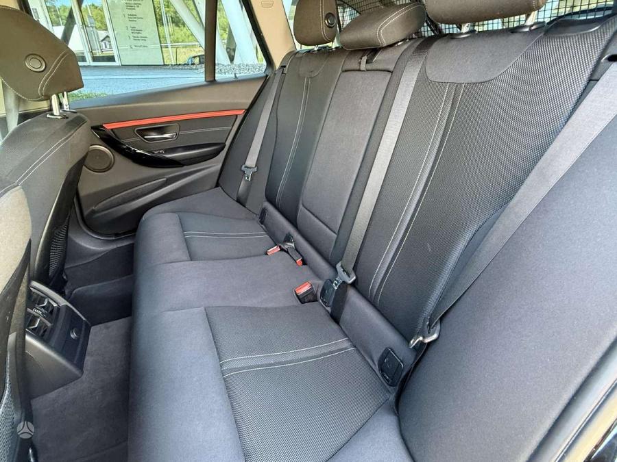 Black BMW 318 2019 in Vilnius, with an engine capacity of 2.00 L and mileage of 281 thousand km for 10900 €, photo 15 on AUTOMOTO.COM.LV