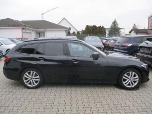 Melns BMW 318 2020 Kauņa, ar dzinēja tilpumu 2.00 L un nobraukumu 44 tūkst. km par 24840 €, foto 4 vietnē AUTOMOTO.COM.LV