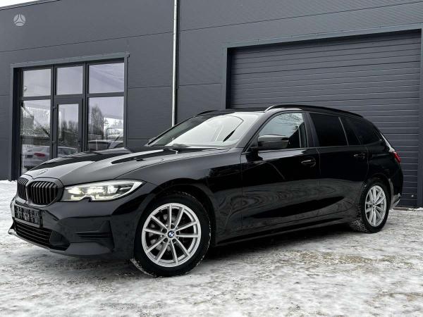 Black BMW 318 2020 in Utena, with an engine capacity of 2.00 L and mileage of 255 thousand km for 16500 €, photo 4 on AUTOMOTO.COM.LV