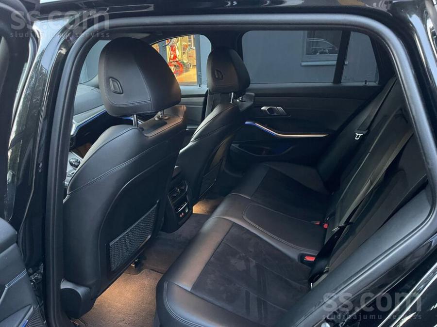 Melns BMW 318 2020 Rīga, ar dzinēja tilpumu 2.00 L un nobraukumu 0 tūkst. km par 19900 €, foto 24 vietnē AUTOMOTO.COM.LV