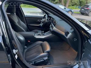 Melns BMW 318 2020 Rīga, ar dzinēja tilpumu 2.00 L un nobraukumu 0 tūkst. km par 19900 €, foto 25 vietnē AUTOMOTO.COM.LV
