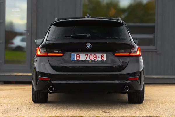 Melns BMW 318 2020 Jelgava, ar dzinēja tilpumu 2.00 L un nobraukumu 189 tūkst. km par 17500 €, foto 6 vietnē AUTOMOTO.COM.LV