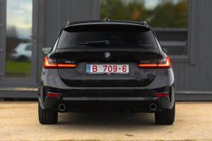 Melns BMW 318 2020 Jelgava, ar dzinēja tilpumu 2.00 L un nobraukumu 189 tūkst. km par 17500 €, foto 7 vietnē AUTOMOTO.COM.LV