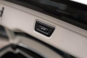 Melns BMW 318 2020 Jelgava, ar dzinēja tilpumu 2.00 L un nobraukumu 189 tūkst. km par 17500 €, foto 24 vietnē AUTOMOTO.COM.LV
