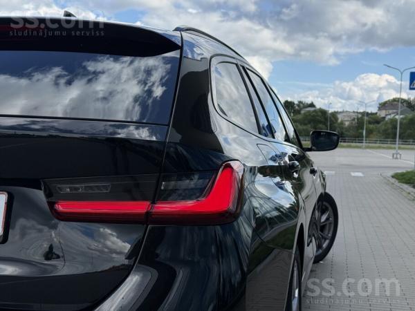 Black BMW 318 2020 in Rezekne, with an engine capacity of 2.00 L and mileage of 178 thousand km for 19990 €, photo 8 on AUTOMOTO.COM.LV