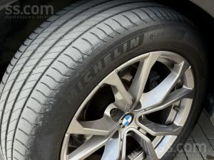 Black BMW 318 2020 in Rezekne, with an engine capacity of 2.00 L and mileage of 178 thousand km for 19990 €, photo 10 on AUTOMOTO.COM.LV