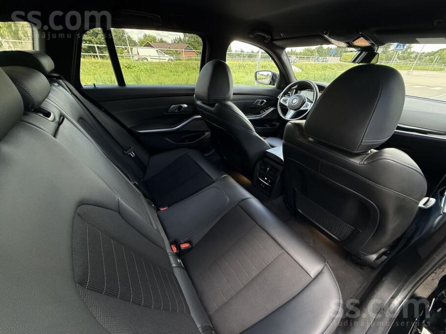Black BMW 318 2020 in Rezekne, with an engine capacity of 2.00 L and mileage of 178 thousand km for 19990 €, photo 14 on AUTOMOTO.COM.LV