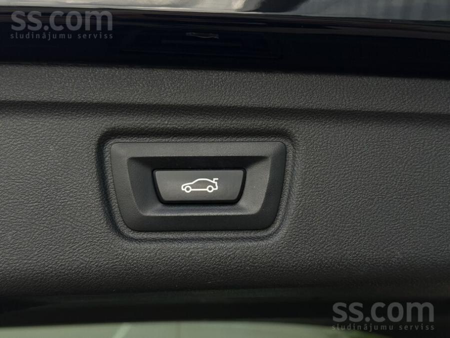 Black BMW 318 2020 in Rezekne, with an engine capacity of 2.00 L and mileage of 178 thousand km for 19990 €, photo 25 on AUTOMOTO.COM.LV