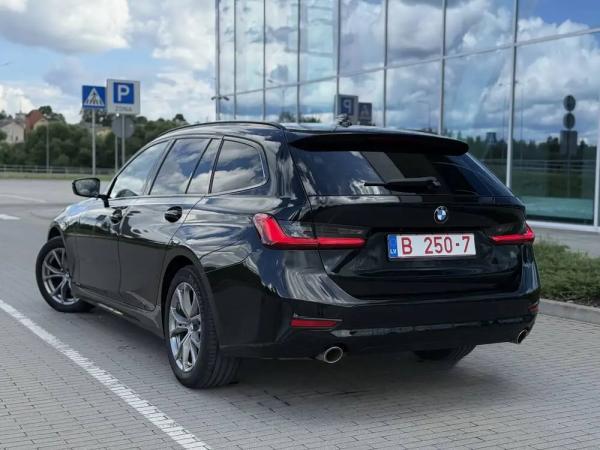 Black BMW 318 2020 in Rezekne, with an engine capacity of 2.00 L and mileage of 178 thousand km for 19990 €, photo 5 on AUTOMOTO.COM.LV