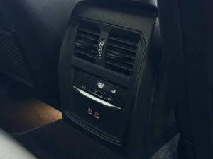 Black BMW 318 2020 in Rezekne, with an engine capacity of 2.00 L and mileage of 178 thousand km for 19990 €, photo 24 on AUTOMOTO.COM.LV