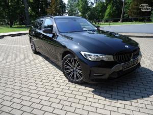 Black BMW 318 2020 in Jurbarkas, with an engine capacity of 2.00 L and mileage of 258 thousand km for 15350 €, photo 4 on AUTOMOTO.COM.LV