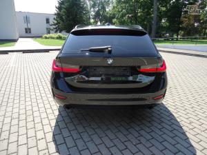 Black BMW 318 2020 in Jurbarkas, with an engine capacity of 2.00 L and mileage of 258 thousand km for 15350 €, photo 8 on AUTOMOTO.COM.LV
