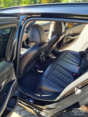 Black BMW 318 2020 in Jurbarkas, with an engine capacity of 2.00 L and mileage of 258 thousand km for 15350 €, photo 11 on AUTOMOTO.COM.LV