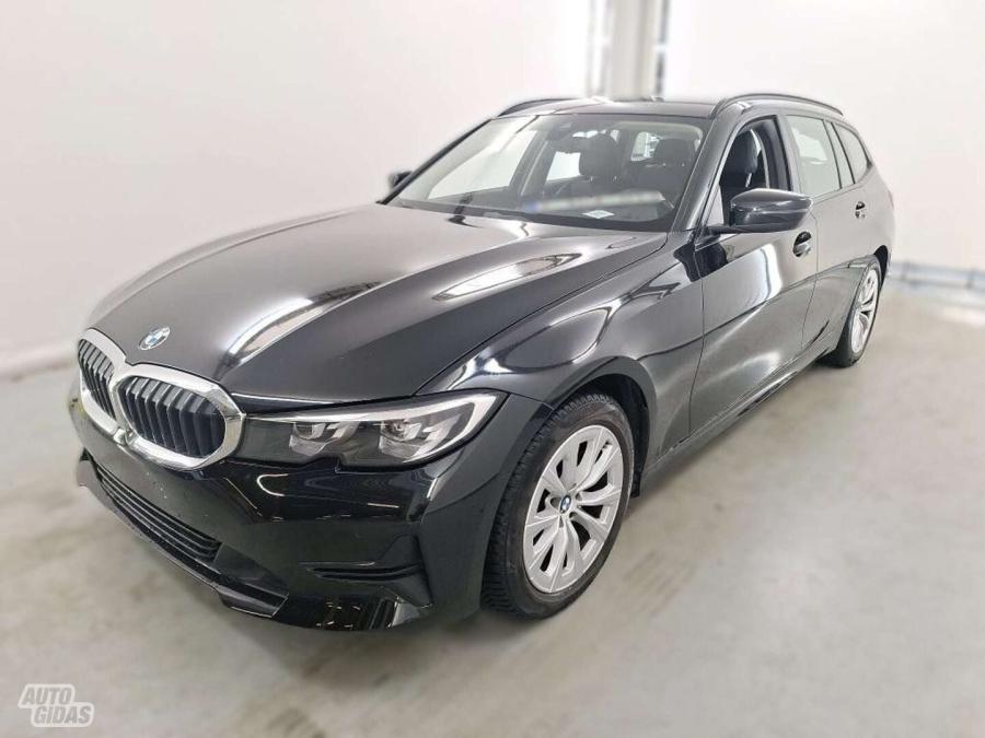 Black BMW 318 2021 in Kaunas, with an engine capacity of 2.00 L and mileage of 82 thousand km for 27448 €, photo 1 on AUTOMOTO.COM.LV