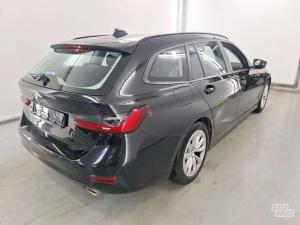 Black BMW 318 2021 in Kaunas, with an engine capacity of 2.00 L and mileage of 82 thousand km for 27448 €, photo 4 on AUTOMOTO.COM.LV