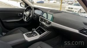 Black BMW 318 2021 in Riga, with an engine capacity of 2.00 L and mileage of 220 thousand km for 17290 €, photo 11 on AUTOMOTO.COM.LV