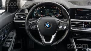 Black BMW 318 2021 in Riga, with an engine capacity of 2.00 L and mileage of 220 thousand km for 17290 €, photo 14 on AUTOMOTO.COM.LV