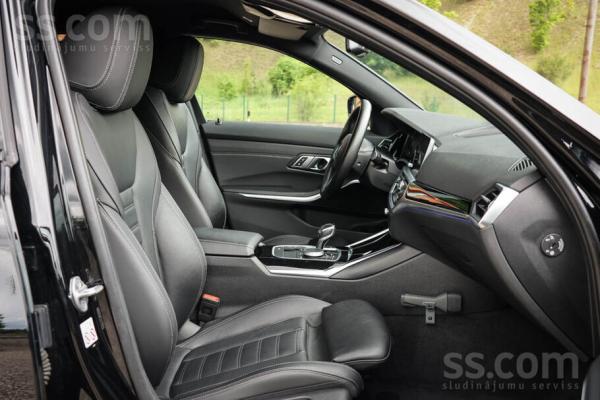 Melns BMW 318 2021 Tukums, ar dzinēja tilpumu 2.00 L un nobraukumu 235 tūkst. km par 17590 €, foto 9 vietnē AUTOMOTO.COM.LV