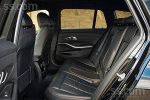 Black BMW 318 2021 in Tukums, with an engine capacity of 2.00 L and mileage of 199 thousand km for 100 €, photo 8 on AUTOMOTO.COM.LV