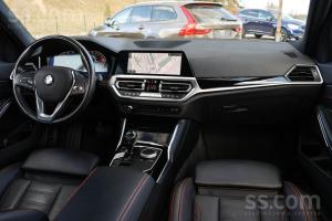 Black BMW 318 2021 in Tukums, with an engine capacity of 2.00 L and mileage of 199 thousand km for 100 €, photo 11 on AUTOMOTO.COM.LV