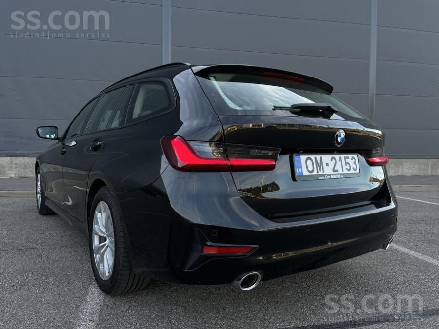 Black BMW 318 2021 in Riga, with an engine capacity of 2.00 L and mileage of 162 thousand km for 19500 €, photo 4 on AUTOMOTO.COM.LV