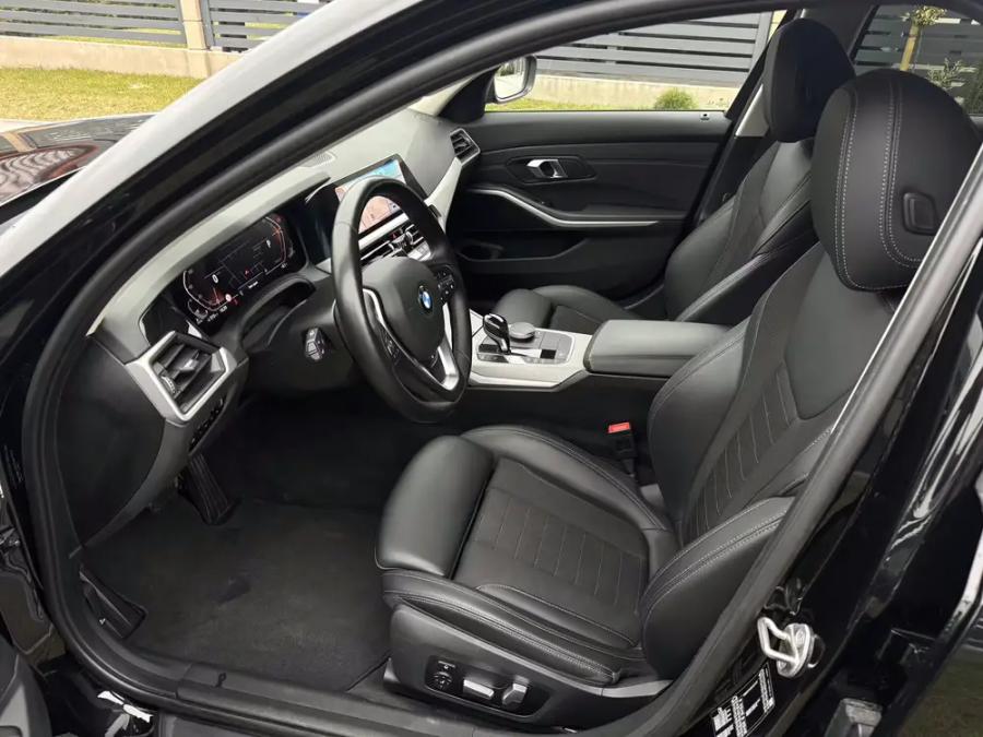Melns BMW 318 2021 Jelgava, ar dzinēja tilpumu 2.00 L un nobraukumu 199 tūkst. km par 18990 €, foto 10 vietnē AUTOMOTO.COM.LV
