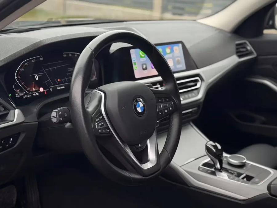 Melns BMW 318 2021 Jelgava, ar dzinēja tilpumu 2.00 L un nobraukumu 199 tūkst. km par 18990 €, foto 13 vietnē AUTOMOTO.COM.LV