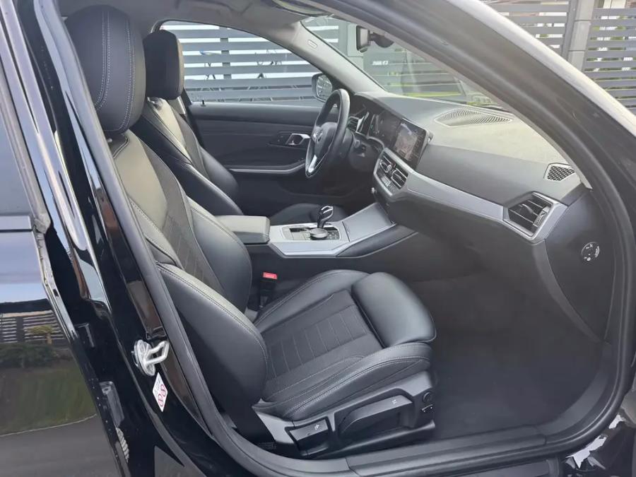 Melns BMW 318 2021 Jelgava, ar dzinēja tilpumu 2.00 L un nobraukumu 169 tūkst. km par 19800 €, foto 13 vietnē AUTOMOTO.COM.LV